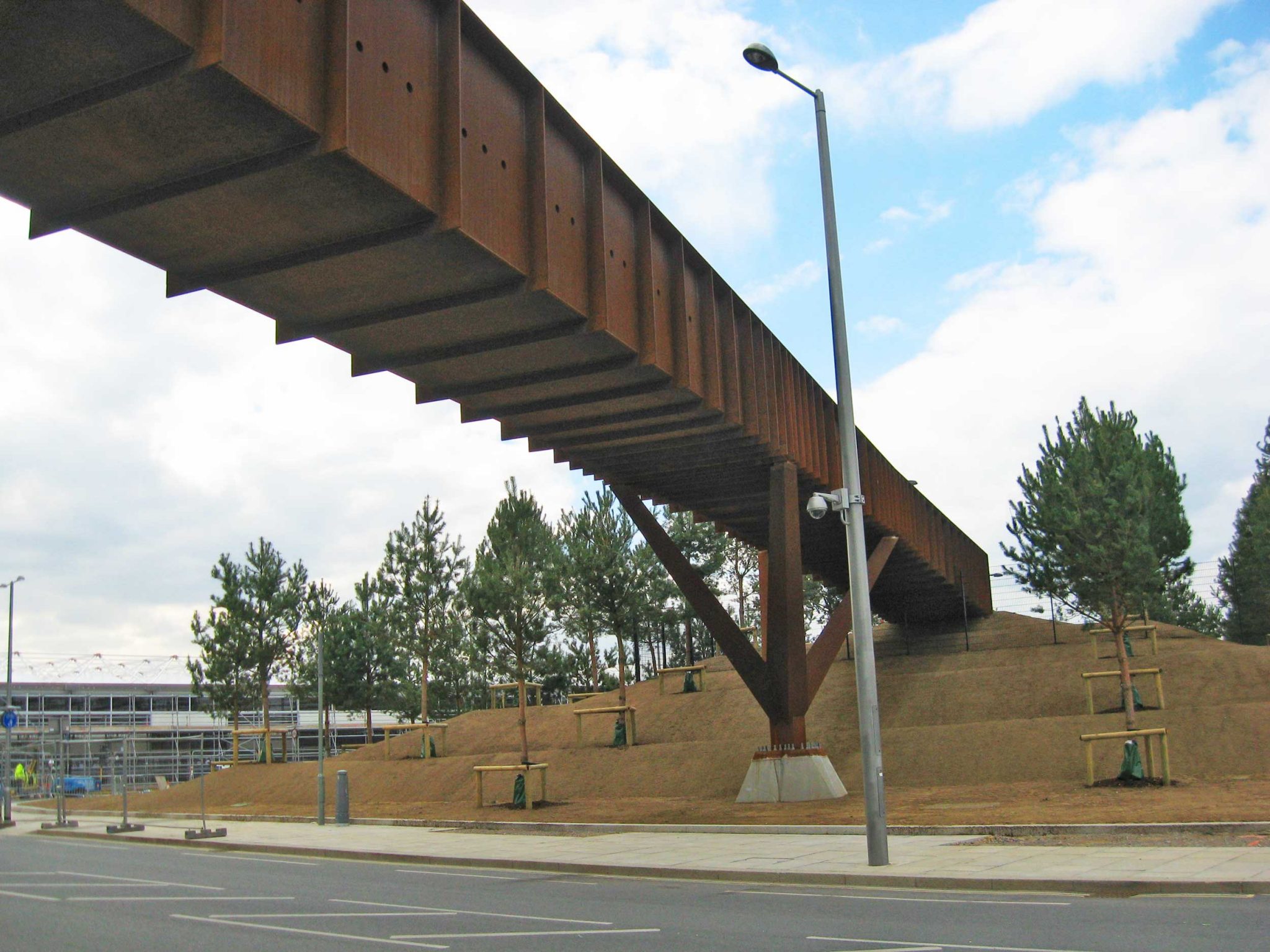 Chobham Footbridge. - AKT II