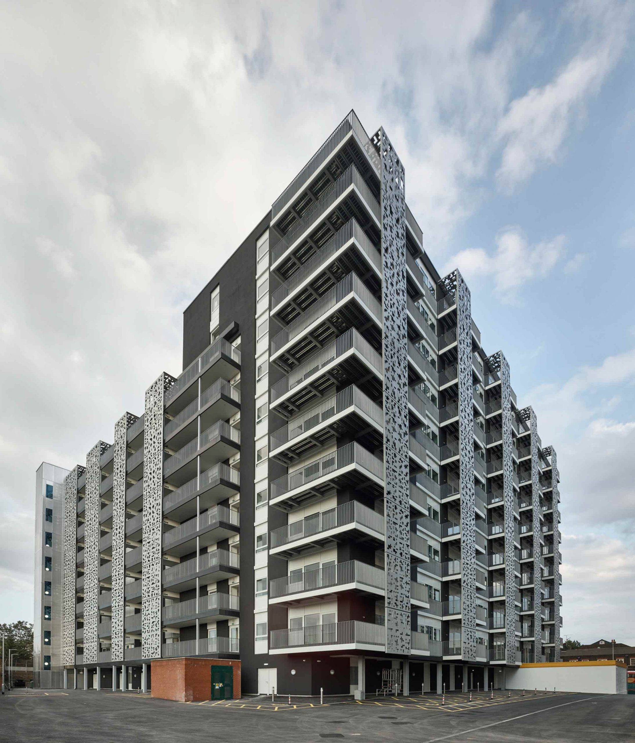 Horizon Building - AKT II