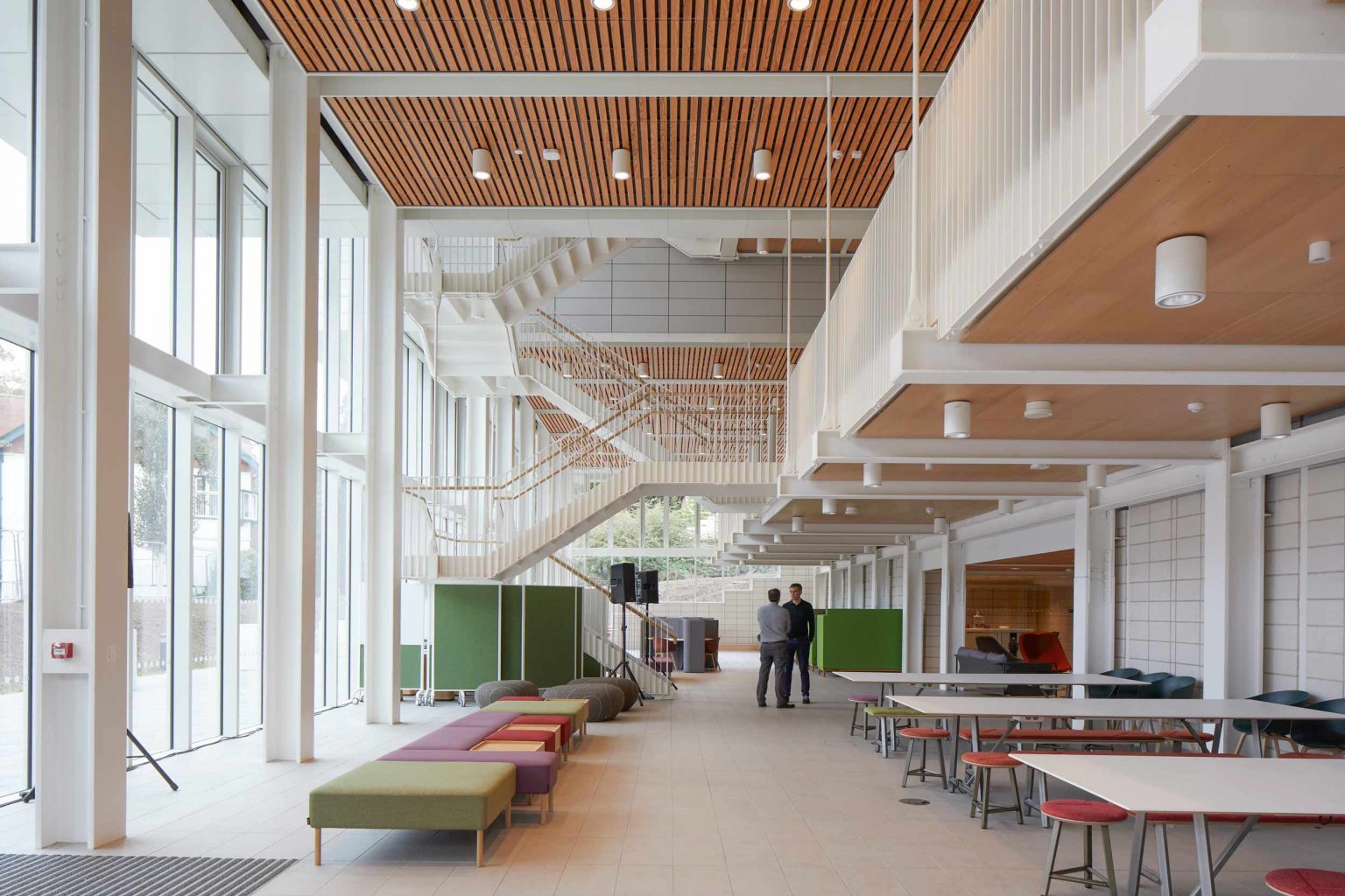 Teaching and Learning Building, University of Nottingham. - AKT II