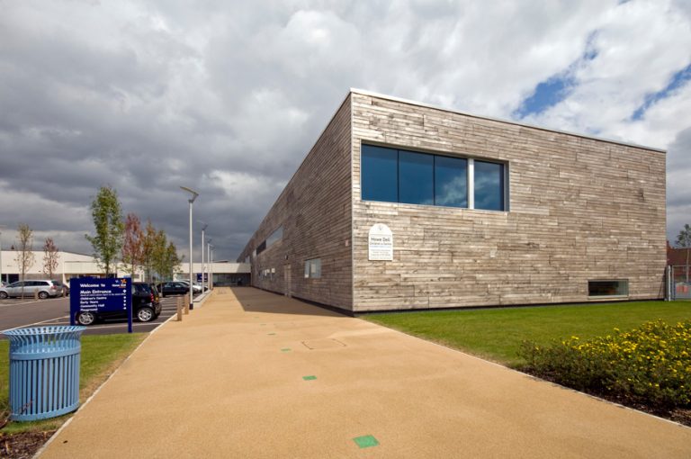 Howe Dell Primary School - AKT II