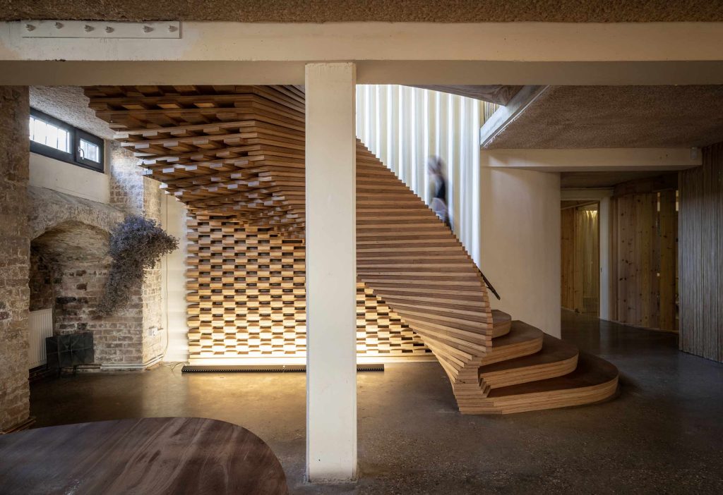 Tabernacle timber staircases and bridge. - AKT II